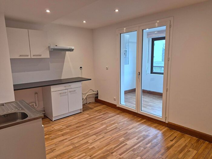 Appartement à louer - Villeurbanne, Grand Clément - 4 pièces - 3 chambres