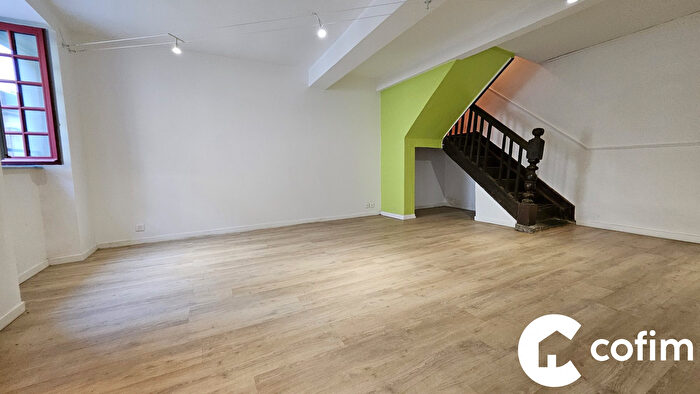 Maisons à vendre et appartements à louer - 3