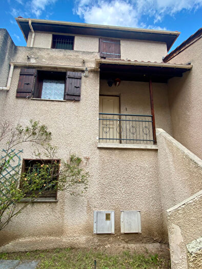 Maison à vendre - Vénissieux, Centre-ville - 4 pièces - 3 chambres