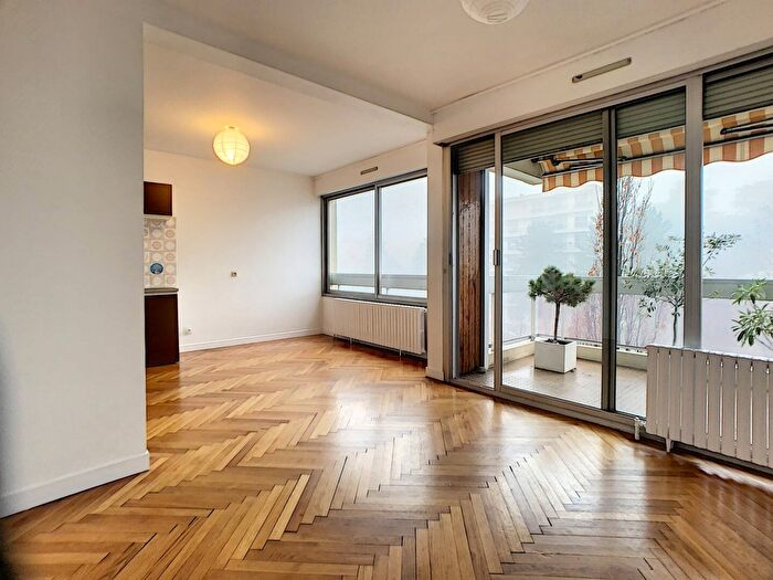 Appartement à louer - Saint Irénée, Lyon ème arrondissement - 1 pièce