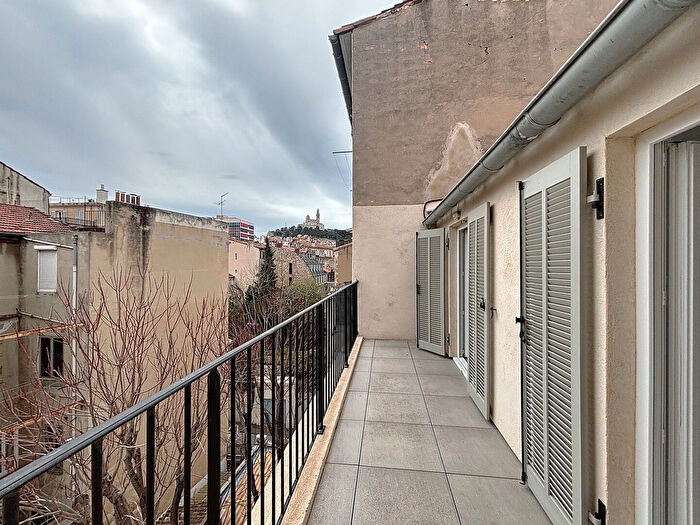 Appartement à louer - Marseille e , Castellane - 1 pièce