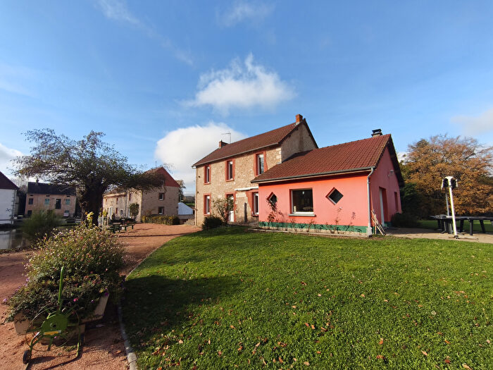 Maison à vendre - Creuzier-le-Neuf - 6 pièces - 4 chambres