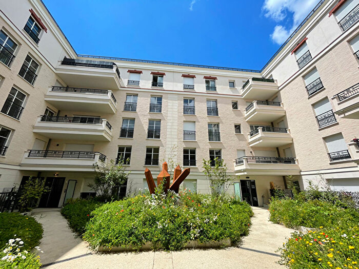 Appartement 3 pièces à louer à Châtenay-Malabry, Butte Rouge