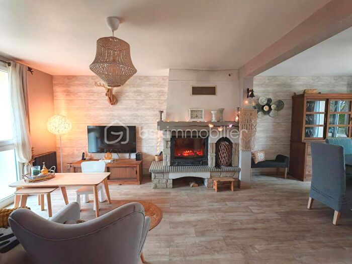 Maison à vendre - Maisoncelles-en-Brie - 6 pièces - 4 chambres