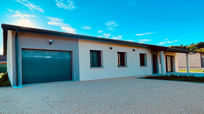 Maison 5 pièces à vendre à Saint-Hilaire-de-la-Côte