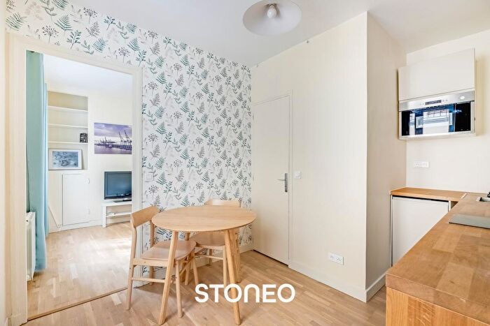 Paris 16ème, Passy, Maison de la Radio, Muette-Sud : Appartement 2 pièces à vendre