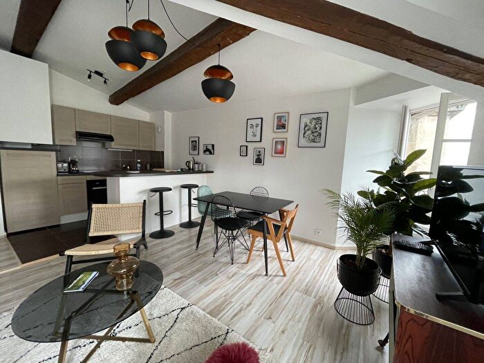 Appartement à louer - Ballainvilliers, Clermont-Ferrand - 2 pièces - 1 chambre