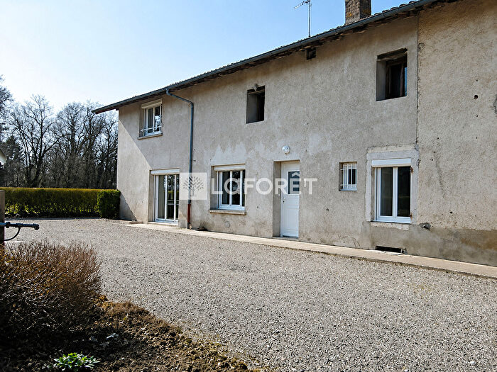 Maison 5 pièces à louer à Montagnat