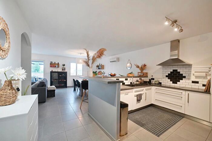 Maison à vendre - Alès, Bruèges, Croupillac, Clavières, Chantilly - 4 pièces - 3 chambres