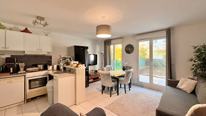 Appartement à vendre - Corbeil-Essonnes, Pressoir, Prompt - 3 pièces - 2 chambres