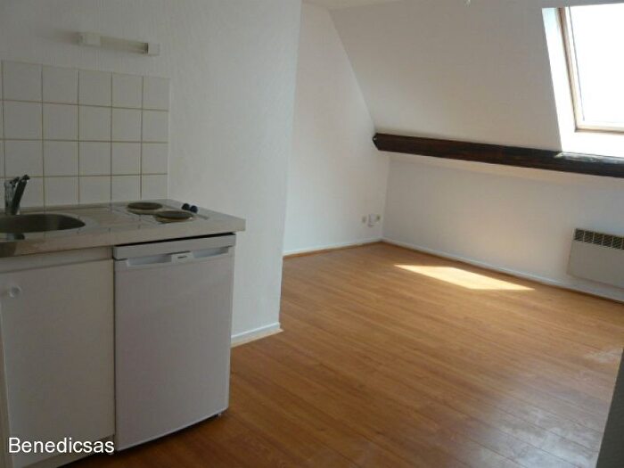 Appartement à louer - Metz, Centre-ville - 1 pièce - 1 chambre