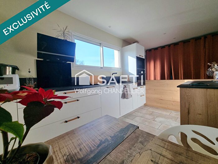 Maison à vendre - Châteauneuf-sur-Isère - 4 pièces - 3 chambres