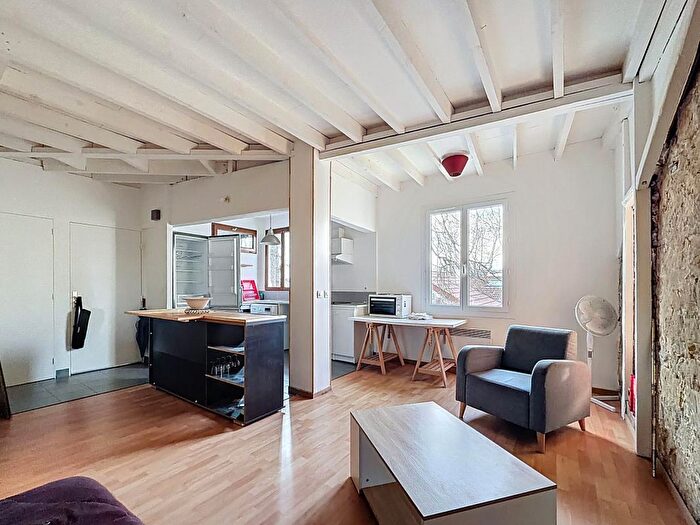 Appartement à louer - Nanterre, Centre-ville - 4 pièces - 3 chambres