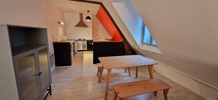 Montceaux-lès-Meaux : Appartement 2 pièces à louer