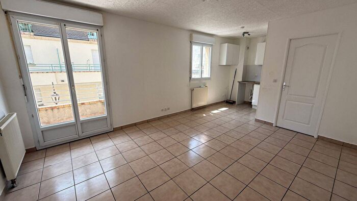 Vert Galant, Villepinte : Appartement 1 pièce à louer