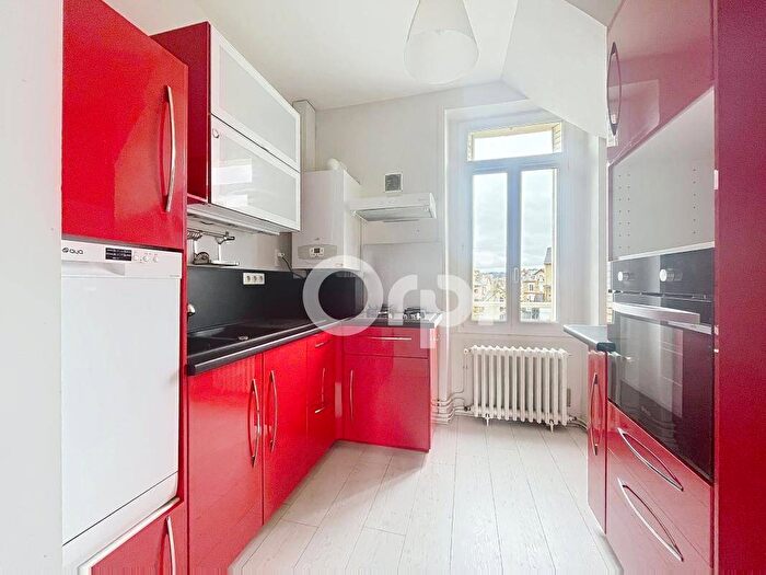 Appartement à louer - Caserne, Brive-la-Gaillarde - 3 pièces - 2 chambres