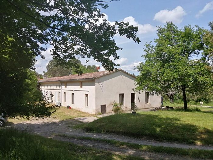 Maison à vendre - Cercoux - 5 pièces - 3 chambres