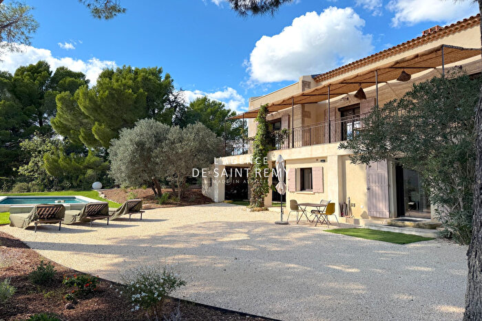 Maison à vendre - Maussane-les-Alpilles - 9 pièces - 5 chambres
