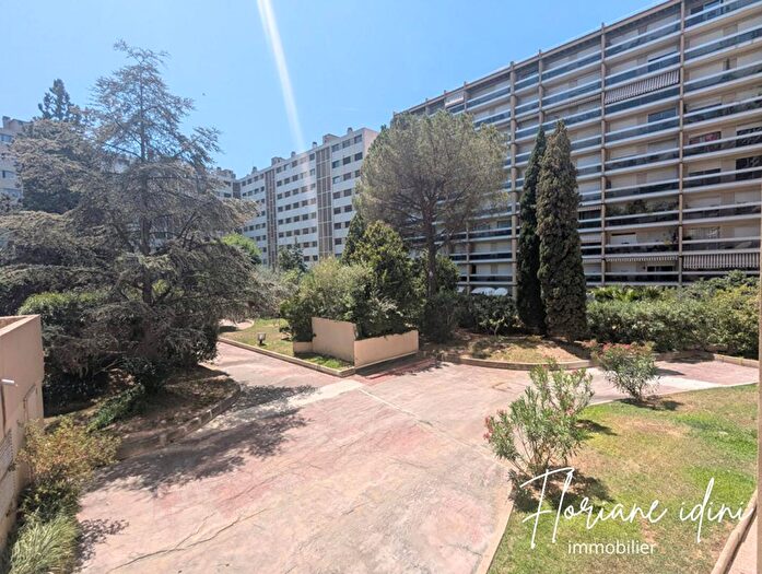 Appartement 3 pièces à Marseille 1er, à vendre