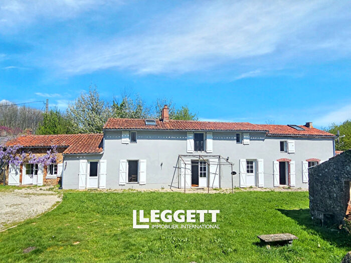 Pouzauges - Maison 7 pièces à vendre