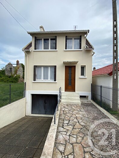 Maison à vendre - Mantes-la-Ville, Centre-ville - 5 pièces - 2 chambres