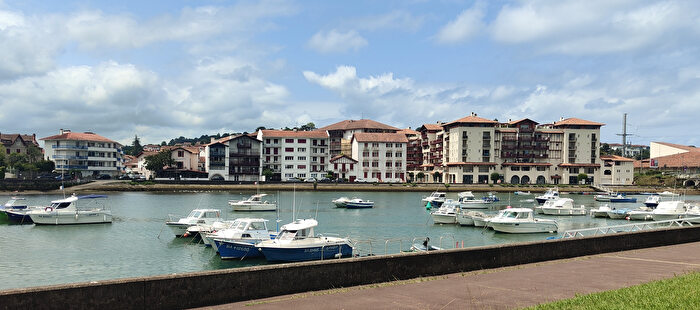 Appartement à vendre - Saint-Jean-de-Luz - 5 pièces - 4 chambres