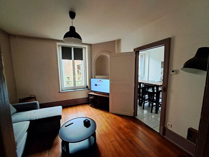 Nancy, Poincaré, Foch, Anatole France, Croix de Bourgogne : Appartement 2 pièces à louer