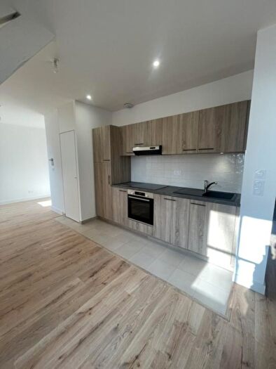 Appartement 1 pièce à Seclin, Centre-ville, à louer