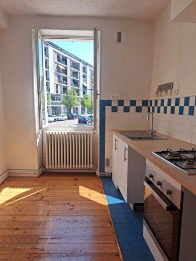 Appartement 3 pièces à Centre Ville Sud-Vallée, Voiron, à louer