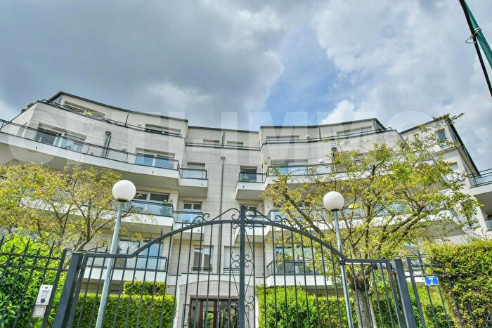 Appartement à louer - Nogent-sur-Marne, Nogent Village - 3 pièces - 2 chambres