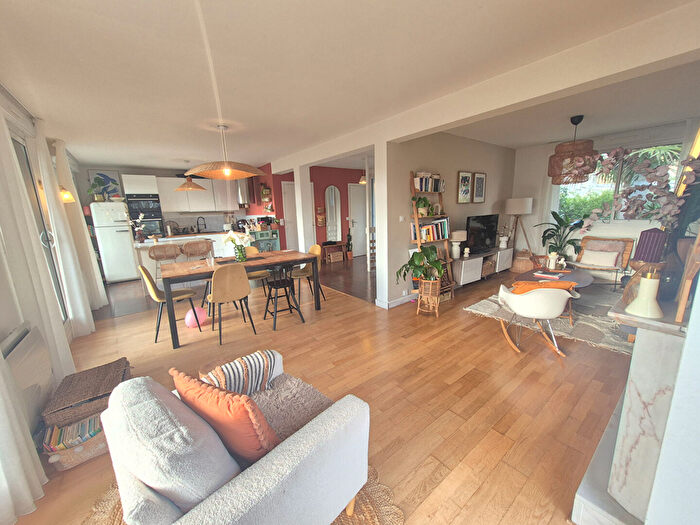 Maison à louer - Brest, Saint-Marc, Kérampéré - 5 pièces - 3 chambres