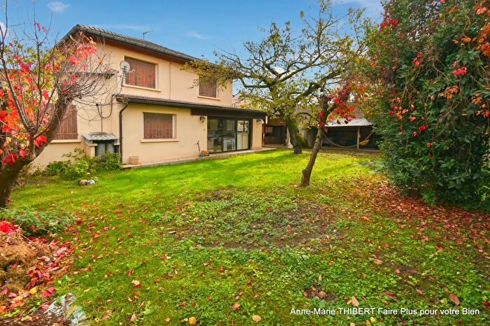 Maison à vendre - Villeurbanne, Les Poulettes - 8 pièces - 6 chambres