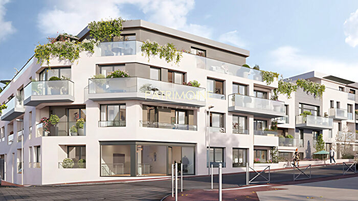 Issy-les-Moulineaux, Les Epinettes, Le Fort, Les Hauts dIssy : Appartement 5 pièces à vendre