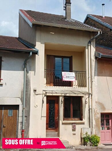 Maison à vendre - Lons-le-Saunier - 5 pièces - 3 chambres