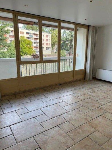 Appartement 3 pièces à louer - Genay