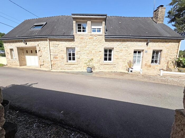 Maison 5 pièces à vendre à Gourin