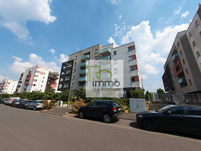 Appartement à vendre - Saint-André-lez-Lille, Est - 4 pièces - 3 chambres