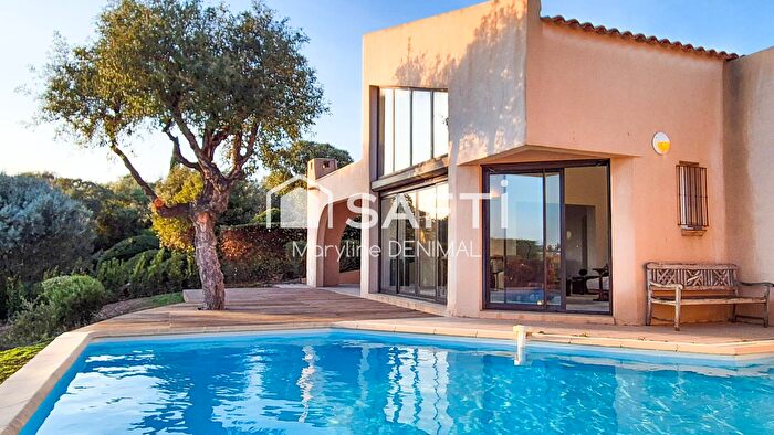 Maison à vendre - Saint-Raphaël, Valescure, Vaulongue - 6 pièces - 4 chambres