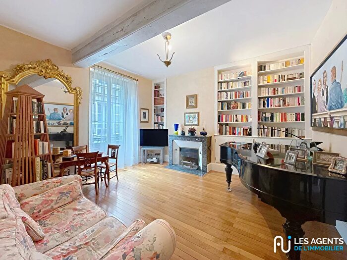 Maison à vendre - Orléans, Bannier, République - 10 pièces - 6 chambres