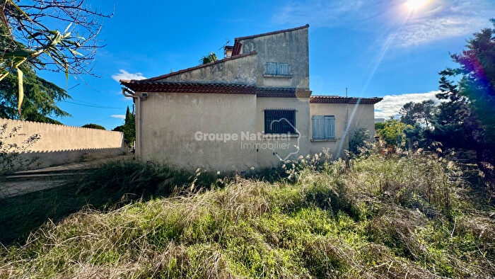 Maison à vendre - Nîmes, Route dAvignon - 5 pièces - 3 chambres