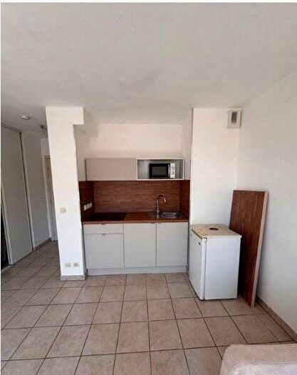 Marseille 5ème arrondissement - Appartement 1 pièce à louer