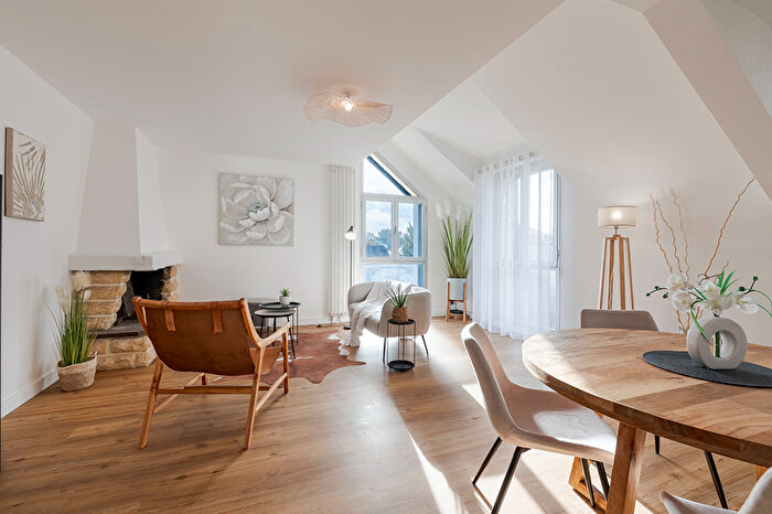 Appartement à vendre - La Chapelle-sur-Erdre, Centre-ville, Gare, Chêne Vert - 4 pièces - 3 chambres