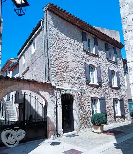 Maison à vendre - Saint-Christol - 5 pièces - 3 chambres