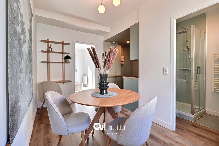 Appartement 1 pièce à Louviers, Centre-ville, à louer