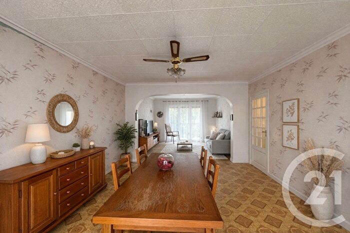 Maison à vendre - Le Blanc-Mesnil, Eiffel - 9 pièces - 6 chambres