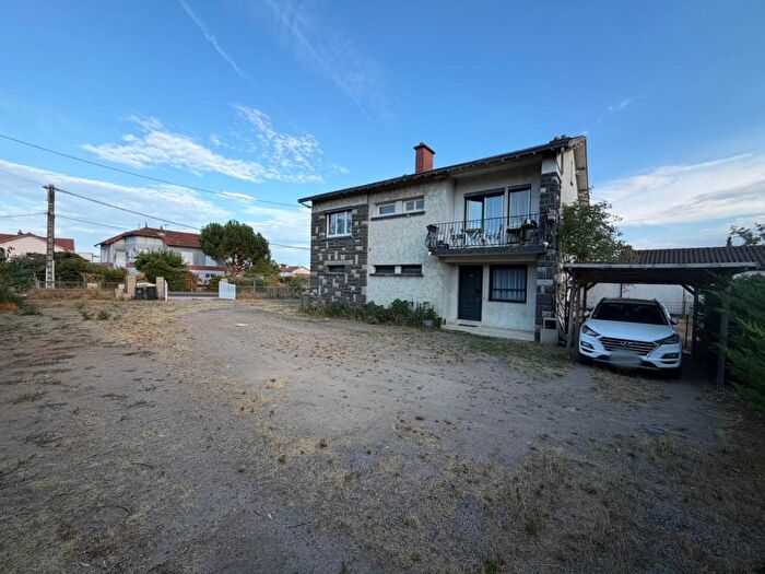 Maison 7 pièces à vendre à Lezoux