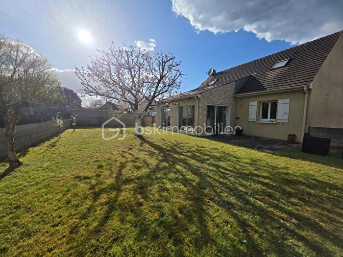 Maison à vendre - Darvault - 5 pièces - 3 chambres