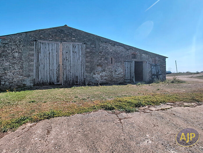 Vieillevigne - Maison 3 pièces à vendre