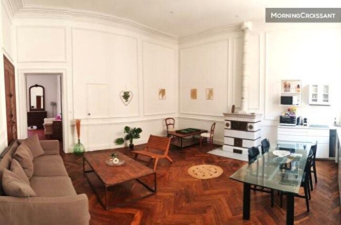 Arènes, Nîmes : Appartement 3 pièces à louer
