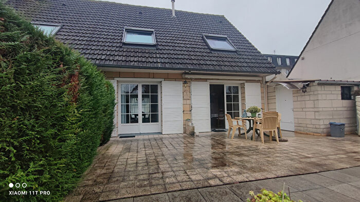 Maison à vendre - Thiverny - 5 pièces - 3 chambres